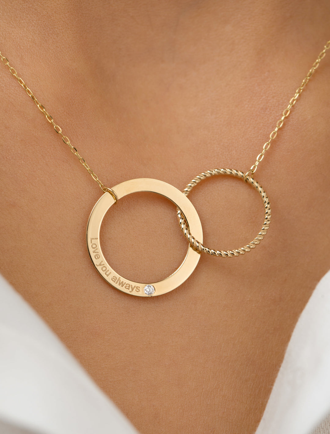 18K Gold Eternal Love Diamond Circle Necklace 16 White Gold